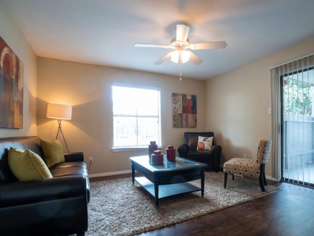 1 BR, 1 BA Apartment 1400 Clarewood Drive Unit 4 411, San Marcos, TX 78666