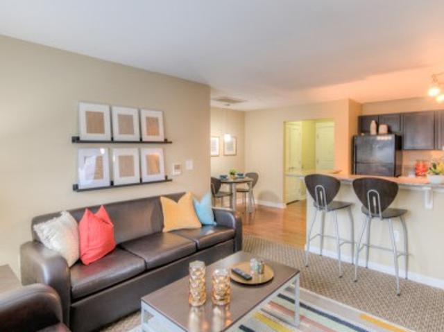 1 BR, 1 BA Apartment 1401 Lincoln Highway Unit 4 4404, Valparaiso, IN 46383