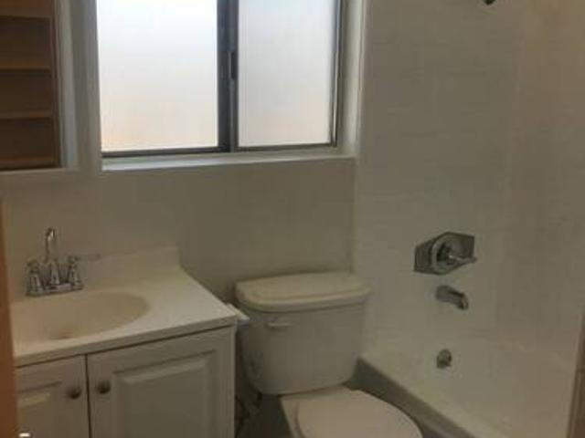 1 BR, 1 BA Apartment 140 N Hoover St, Unit 225, Los Angeles, CA 90004