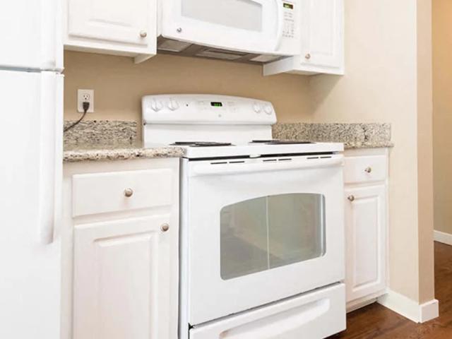 1 BR, 1 BA Apartment 141 Flora Avenue Unit 14, Walnut Creek, CA 94595