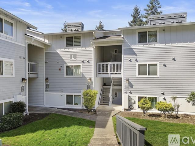 1 BR, 1 BA Apartment 14206 Northeast 181st Place, Unit L303, Woodinville, WA 98072