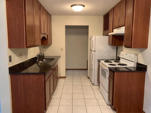 1 BR, 1 BA Apartment 1420 Terrace Drive West Unit 1420 110, Saint Paul, MN 55113