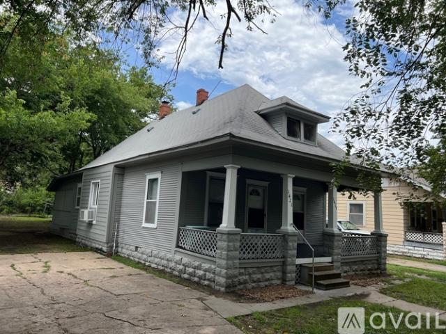 1 BR, 1 BA Apartment 1421 S Main St, Wichita, KS 67213