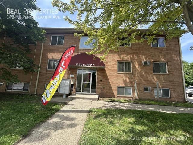 1 BR, 1 BA Apartment 1424 S Pennsylvania Ave. Apt Lansing, MI 48910