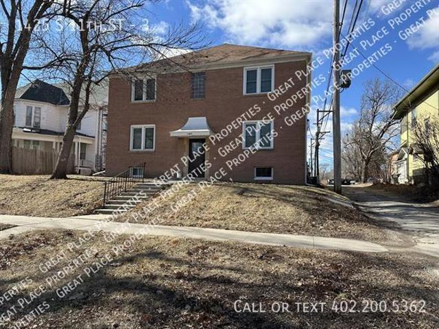 1 BR, 1 BA Apartment 1425 S 11th ST, Lincoln, NE 68502