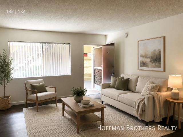 1 BR, 1 BA Apartment 142 N Hoover St, Los Angeles, CA 90004