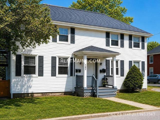 1 BR, 1 BA Apartment 142 Pine St Bangor, ME 04401