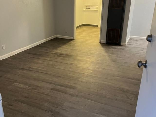 1 BR, 1 BA Apartment 1434 W Clinton Ave, Unit 1434, Fresno, CA 93705