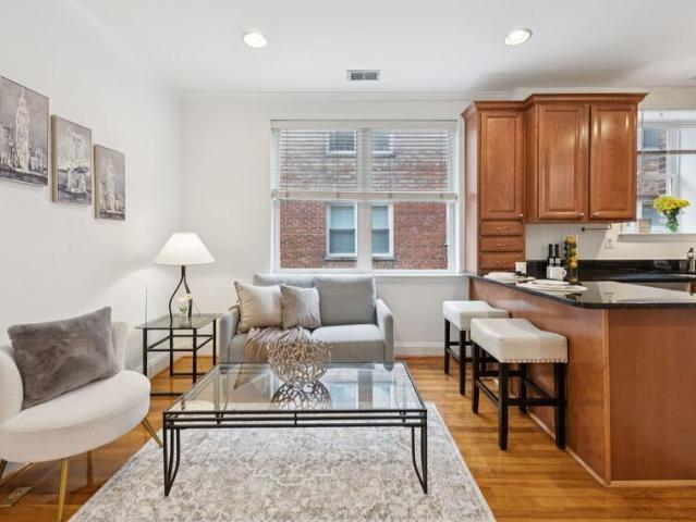 1 BR, 1 BA Apartment 1438 Columbia Rd NW, Washington, DC 20009