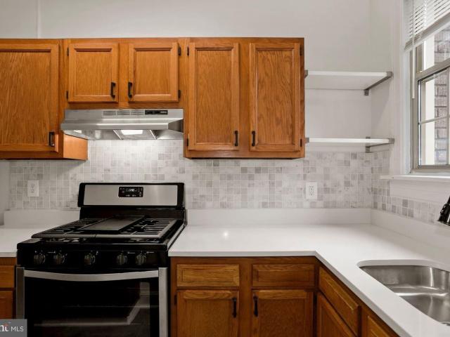 1 BR, 1 BA Apartment 1441 Harvard St NW Unit 06, Washington, DC 20009