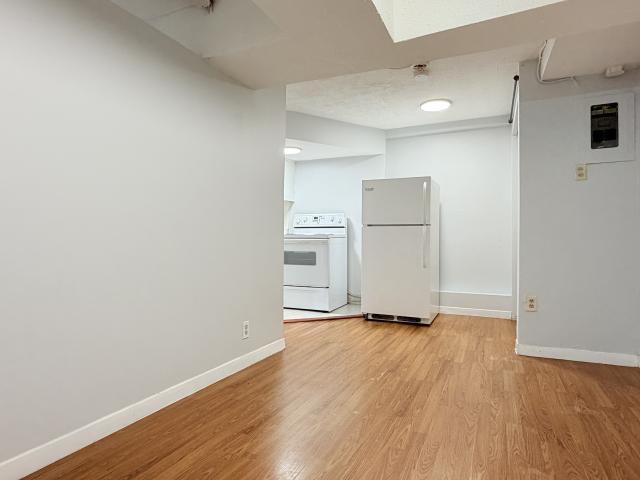 1 BR, 1 BA Apartment 1441 Wyandotte St E, Windsor, ON N9A 3L1