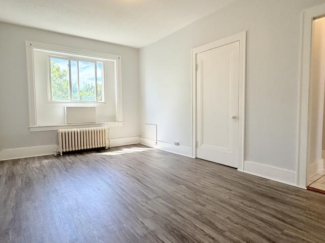 1 BR, 1 BA Apartment 1441 Wyandotte St E, Windsor, ON N9A 3L1