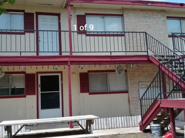 1 BR, 1 BA Apartment 1455 Hillcrest Drive, Unit 8, San Antonio, TX 78228