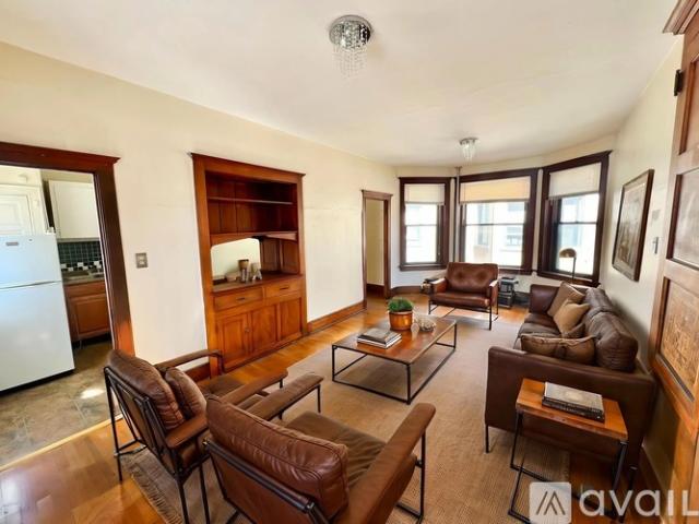 1 BR, 1 BA Apartment 1461 Logan St, Unit A2, Denver, CO 80203