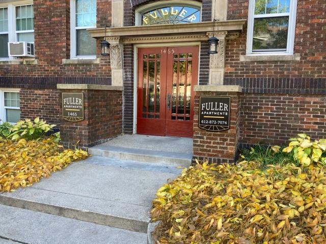 1 BR, 1 BA Apartment 1465 West 33rd Street Unit 306, Minneapolis, MN 55408