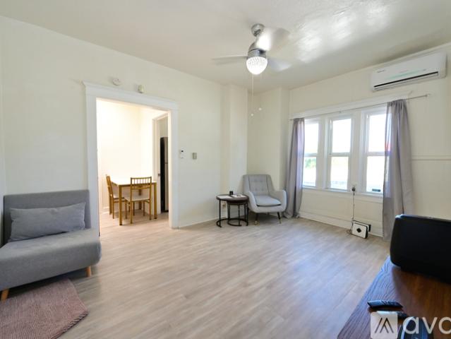 1 BR, 1 BA Apartment 1489 E Colorado Blvd, Unit 202, Pasadena, CA 91106