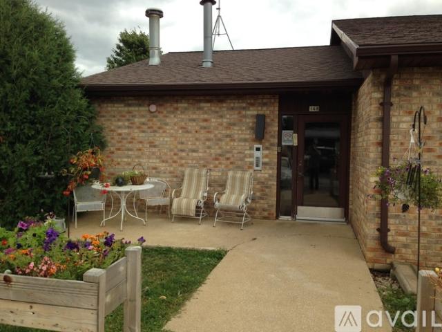 1 BR, 1 BA Apartment 148 Main St, Unit 3, Highland, WI 53543