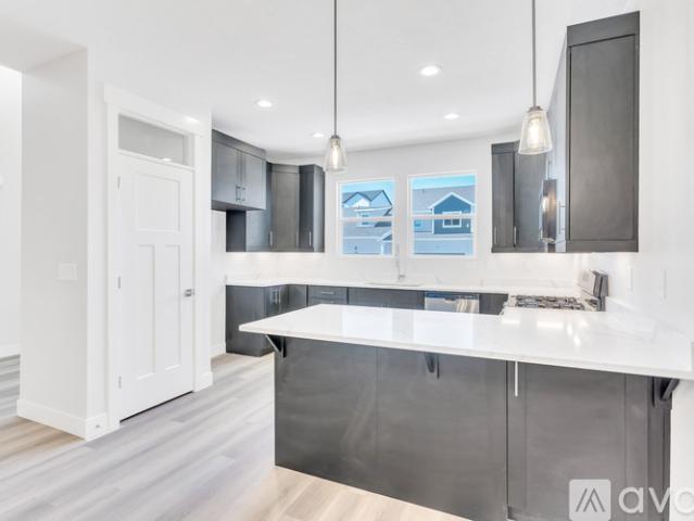 1 BR, 1 BA Apartment 1499 N 3830 W, Unit Bedroom #1, Lehi, UT 84043