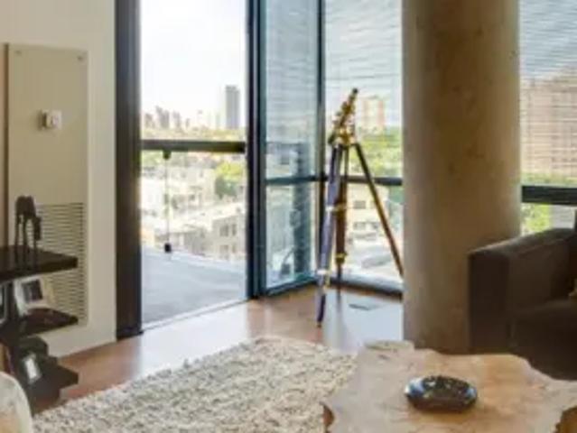 1 BR, 1 BA Apartment 1499 N Dayton St, Chicago, IL 60642