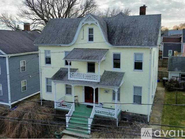 1 BR, 1 BA Apartment 14 Franklin Street, Unit 2, New London, CT 06320