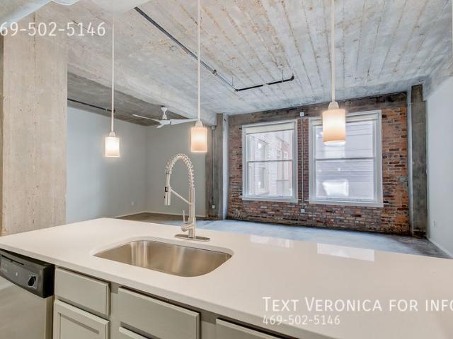 1 BR, 1 BA Apartment 1500 Jackson Street, Dallas, TX 75201