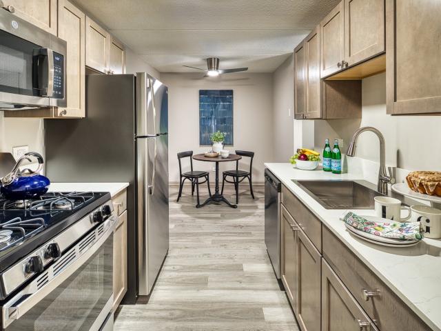 1 BR, 1 BA Apartment 1501 South Wolf Road Unit 25 355, Prospect Heights, IL 60070