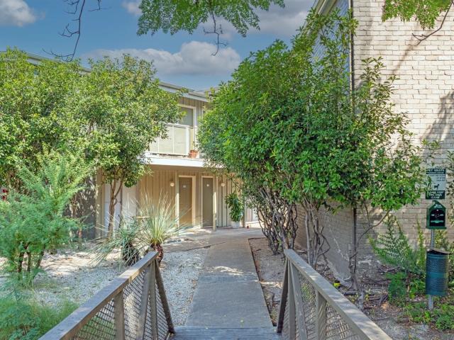 1 BR, 1 BA Apartment 1507 Houston Street Unit OCR 214, Austin, TX 78756