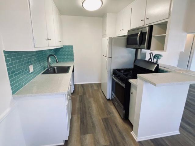 1 BR, 1 BA Apartment 15114 Dickens Street Unit 153#10, Sherman Oaks, CA 91403