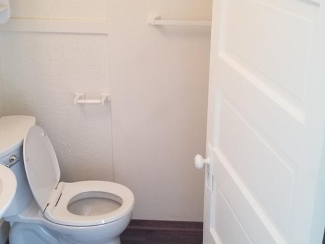 1 BR, 1 BA Apartment 15117 S Dixie Hwy, Unit 2, Monroe, MI 48161