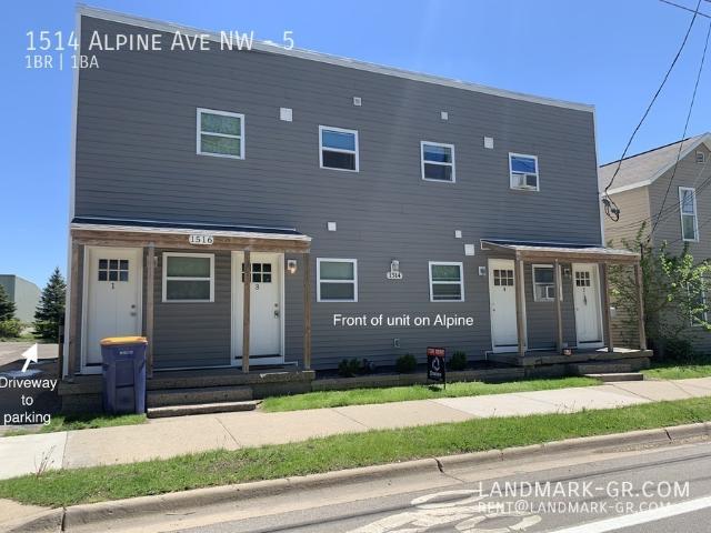 1 BR, 1 BA Apartment 1514 Alpine Ave NW, Grand Rapids, MI 49504