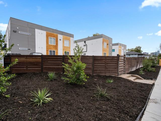 1 BR, 1 BA Apartment 1515 N Carroll St Unit 1 1515 101, Dallas, TX 75204