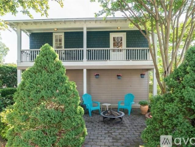 1 BR, 1 BA Apartment 151 Florida Avenue, Unit Historic Gem, Portsmouth, VA 23707
