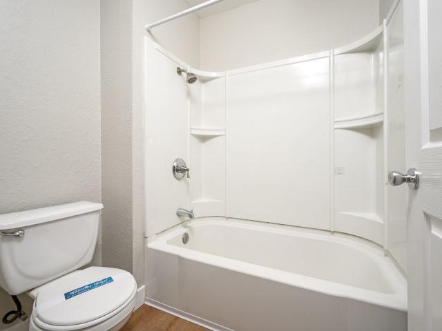 1 BR, 1 BA Apartment 1528 Montecito Rd Unit 04, Ramona, CA 92065