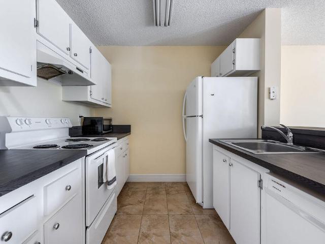 1 BR, 1 BA Apartment 1529 Meadows Circle West, Boynton Beach, FL 33436