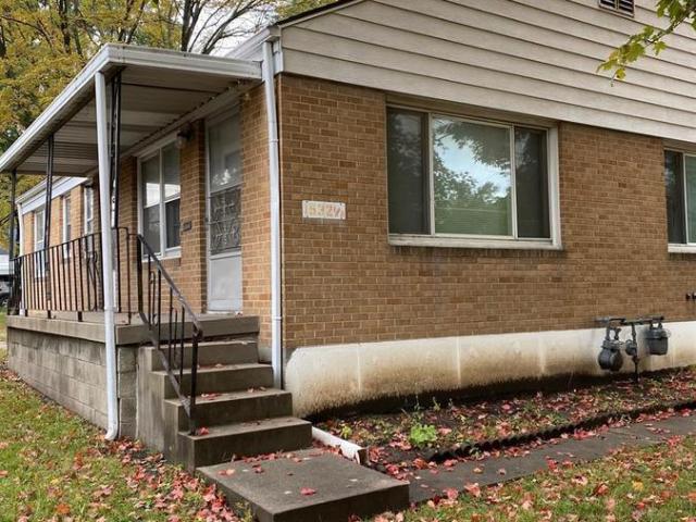 1 BR, 1 BA Apartment 1532 1/2 S Ash Ave, Independence, MO 64052