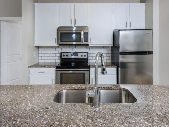 1 BR, 1 BA Apartment 1533 Ellis Rd Unit L105, Durham, NC 27703