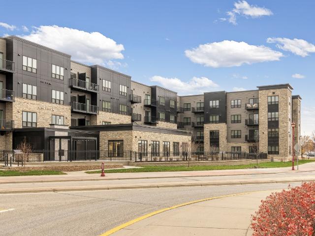 1 BR, 1 BA Apartment 15380 Garrett Ave Unit 213, Saint Paul, MN 55124