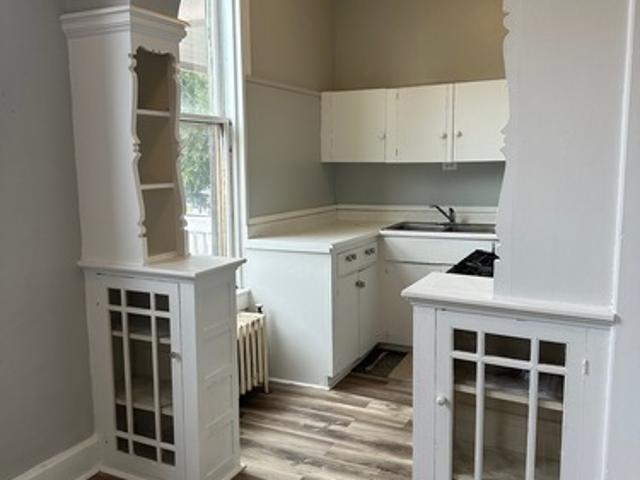 1 BR, 1 BA Apartment 157 W 3rd Street, Unit 1, Oswego, NY 13126
