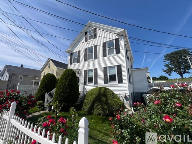 1 BR, 1 BA Apartment 157 Railroad Ave, Unit 2, Norwood, MA 02062