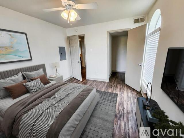 1 BR, 1 BA Apartment 1540 Chenault St, Unit 1, Dallas, TX 75228