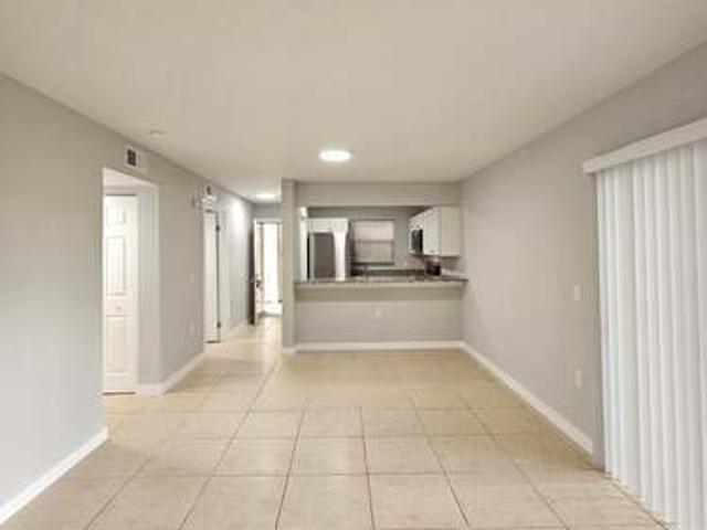 1 BR, 1 BA Apartment 1545 Lake Crystal Dr, Unit D, West Palm Beach, FL 33411