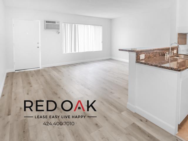 1 BR, 1 BA Apartment 1545 N Bronson Ave, Los Angeles, CA 90028