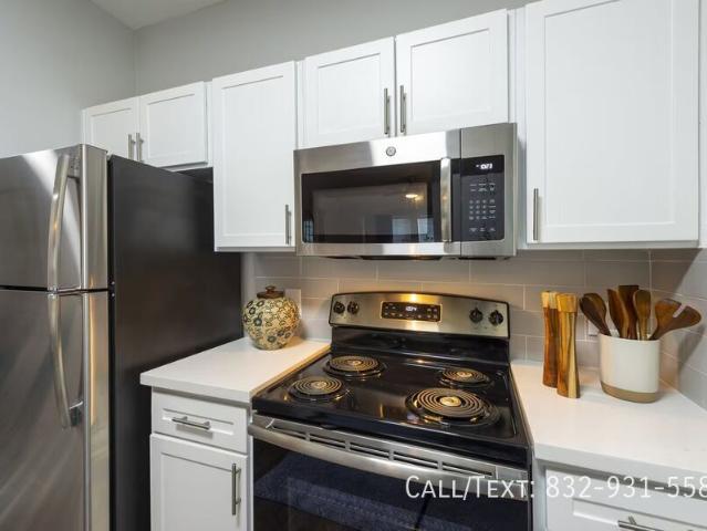 1 BR, 1 BA Apartment 15503 W Bellfort Ave,, Sugar Land, TX 77498