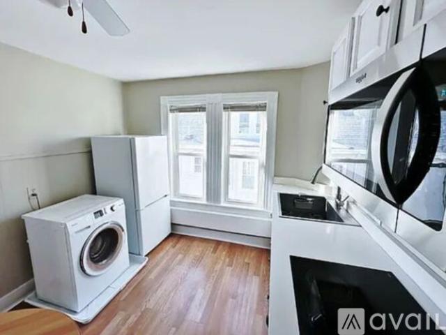 1 BR, 1 BA Apartment 155 Spruce St, Unit 3, Watertown, MA 02472