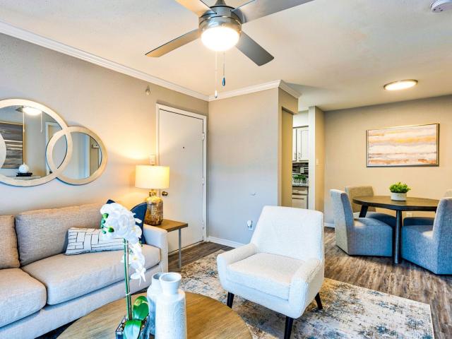 1 BR, 1 BA Apartment 15603 Gulf Freeway Unit 607, Webster, TX 77598