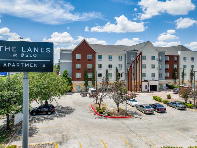 1 BR, 1 BA Apartment 1560 S I 35 South Frontage Rd Unit 2016, San Marcos, TX 78666