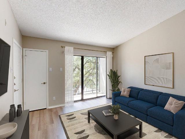1 BR, 1 BA Apartment 15678 Knoll Trail Drive Unit 3303, Dallas, TX 75248