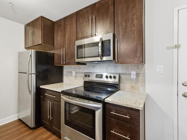 1 BR, 1 BA Apartment 156 E Cedar St Unit 1208, Livingston, NJ 07039