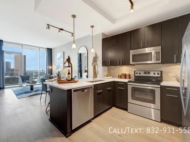 1 BR, 1 BA Apartment 1599 Uptown Park Blvd, Houston, TX 77056