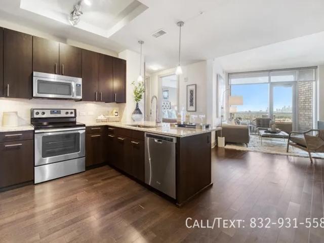 1 BR, 1 BA Apartment 1599 Uptown Park Blvd, Houston, TX 77056